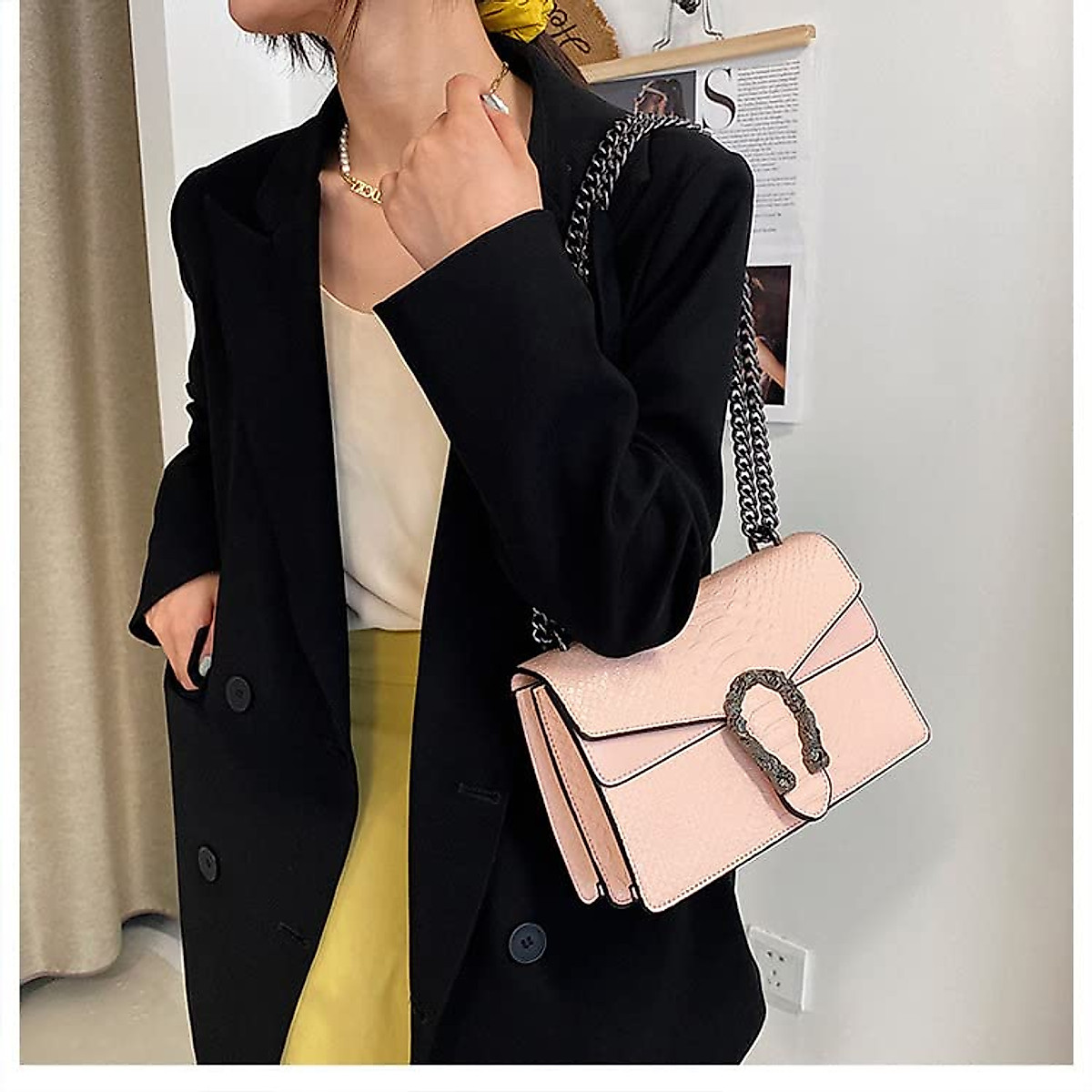 GLOD JORLEE Trendy Chain Crossbody Bags for Women - Luxury Snake-Printed Shoulder Satchel Bag Evening Clutch Purse Handbags (001-pink)