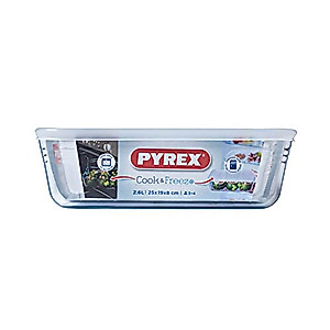 Pyrex Rectangular Dish with Plastic Lid, 2.6L