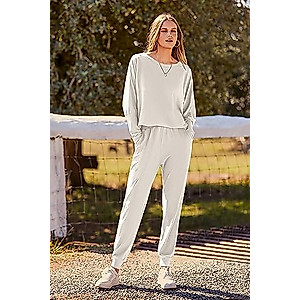 PRETTYGARDEN Women's 2023 Fall Fashion Outfits 2 Piece Sweatsuit Solid Color Long Sleeve Pullover Long Pants (Off-white,X-Large)