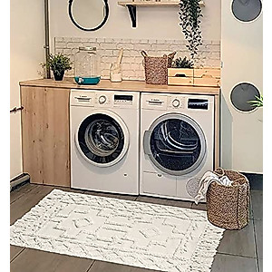 Uphome Boho Runner Rug 2' x 4.3' Tufted Cotton Accent Throw Rugs with Tassel Woven Machine Washable Tribal Floor Mat for Laundry Doorway Hallway Porch Bedroom Kitchen,Beige