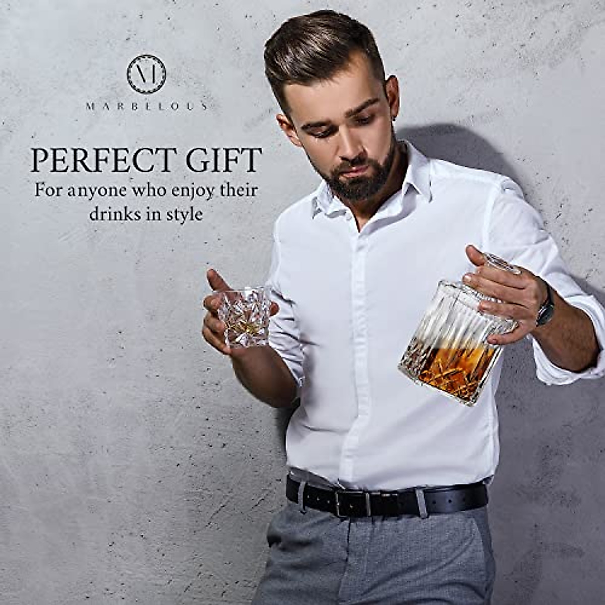 Glass Whiskey Decanter Set Of 2, 800ml Liquor Decanter with Airtight Stopper for Scotch, Liquor, Bourbon, Wine, Mouthwash, Decorative Gift