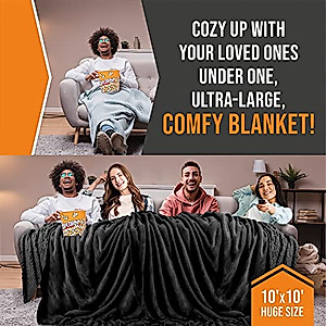 Big Oversized Blanket, 10' x 10' (120'' x 120'') Large Blanket for Families, Extra Soft, Lightweight, Plush Giant Blanket for All Seasons, XL Oversize Fleece Throw, Worlds Biggest Blanket (Black)
