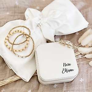 Mrs Beaded Bracelet Gift Jewelry for Bride Future Mrs Gifts Bride to Be Bracelet