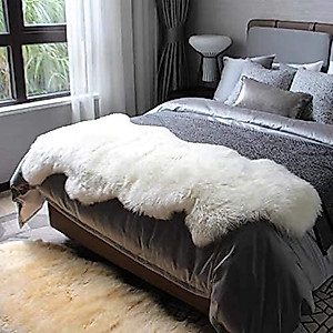 Gracefur Area Rug Genuine Sheepskin Rug Soft Lambswool Throw Rug Decorative Rug for Bedroom Sofa Floor (2*6ft, White)
