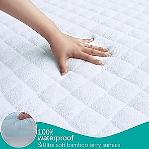 Crib Mattress Protector & Crib Bed Skirt, White