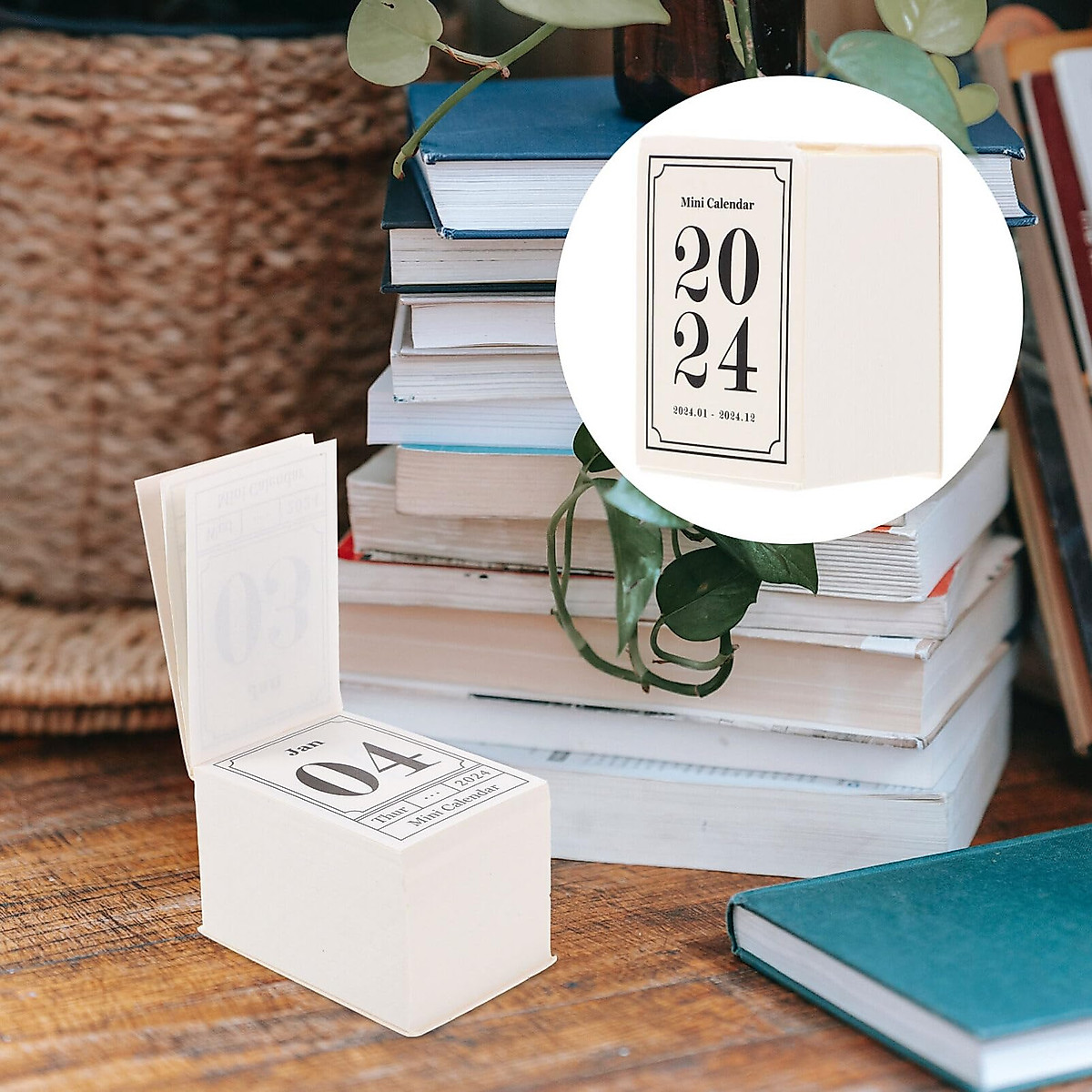 Operitacx Miniature Desk Calendar 2024 Tear Off Daily Calendar Memo Pad Calendar Aesthetic Time Scheduler Planner Agenda Organizer for Home Office School White