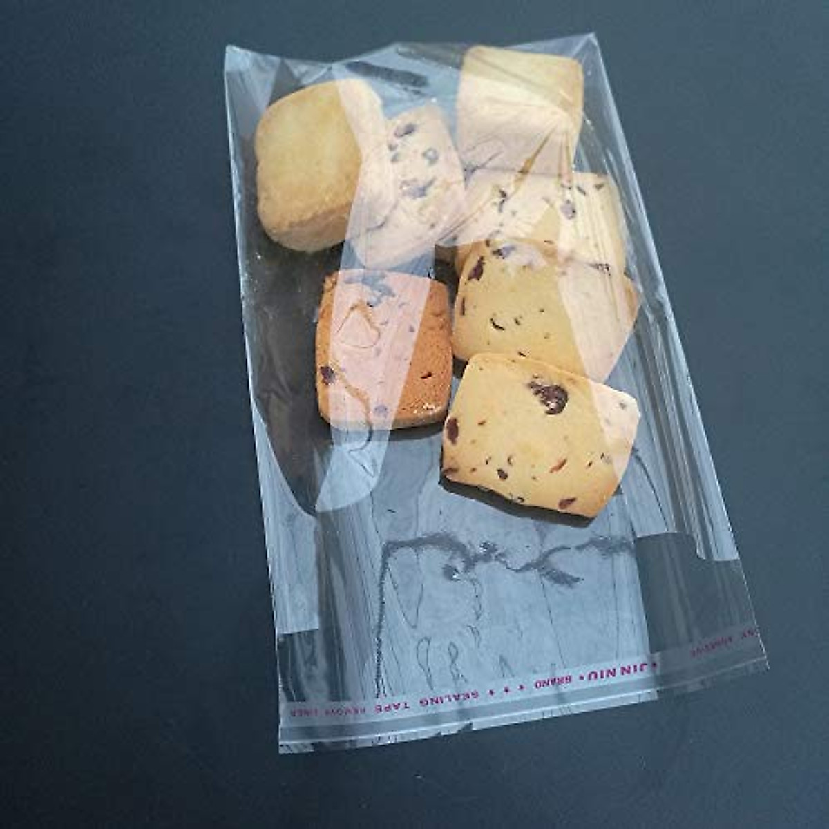 100ct 5x7 Clear Resealable Plastic Bags Self Adhesive Sealing OPP Cello/Cellophane Bags for Bakery Cookies Candy Treats Decorative Wrappers, Fits 5'' x 7'' Prints Photos Cards Envelopes