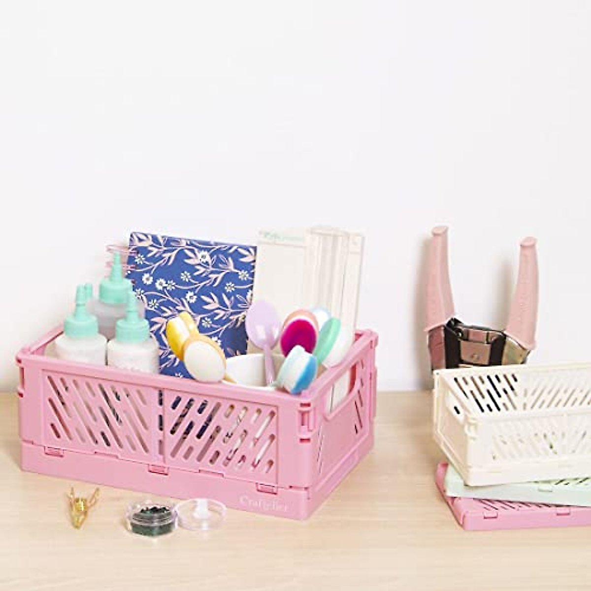 Craftelier - Box for Organisation and Storage of Scrapbooking and other Crafting Materials | Foldable and Stackable Design | Small Size - Open Box Measures 15 x 9,5 x 5,7 cm - Pink Colour