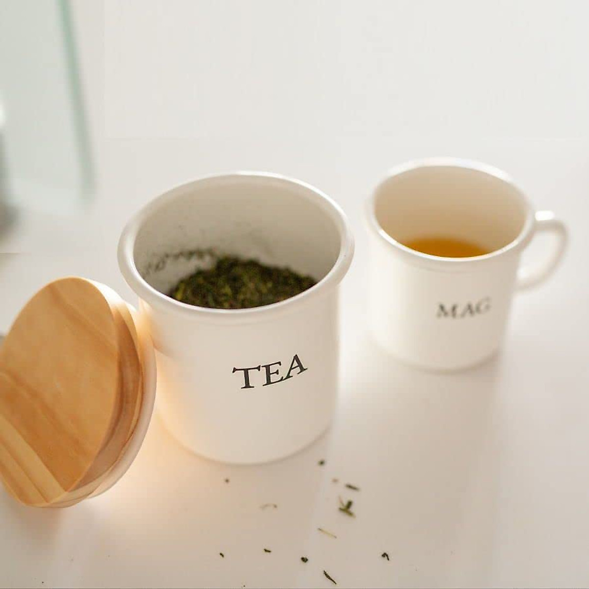 Lilly White LW-106 Enameled Casters, 25.4 fl oz (750 ml)