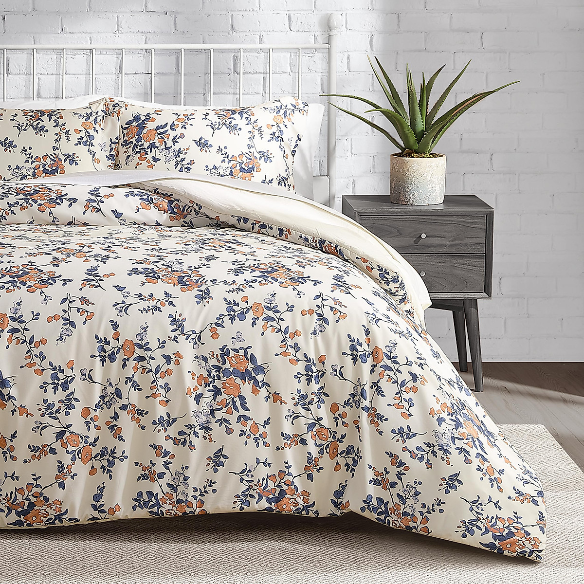 Lucky Brand Garden Bouquet King Microfiber Duvet Cover Set - 3 Piece Reversible Bedding Set with (1) 108"x92" Duvet Cover, (2) 20"x36" Pillow Shams