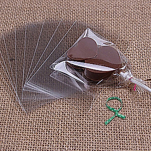 Beasea 4 x 6 Inches Treat Bags Cello Bags, Cellophane Bags 300pcs Cake Pop Treat Cello Bags for lollipop with 4 Mix Colors Twist Ties for Bakery Popcorn Cookies Candies Dessert