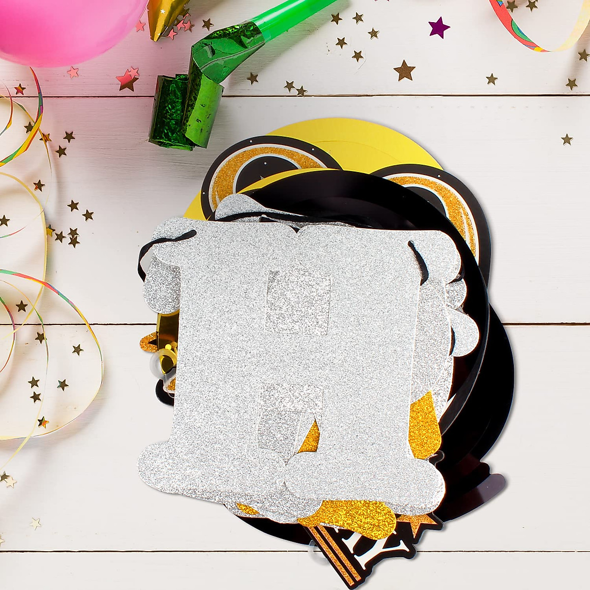 AERZETIX Happy 20th Birthday Decorations Set,12Pcs 20th Birthday Gold Glitter Swirls Streamers,Happy 20th Birthday Bunting Banner,Cheers to Twenty Years Old Bday Party Decorations.[Pre-Strung]