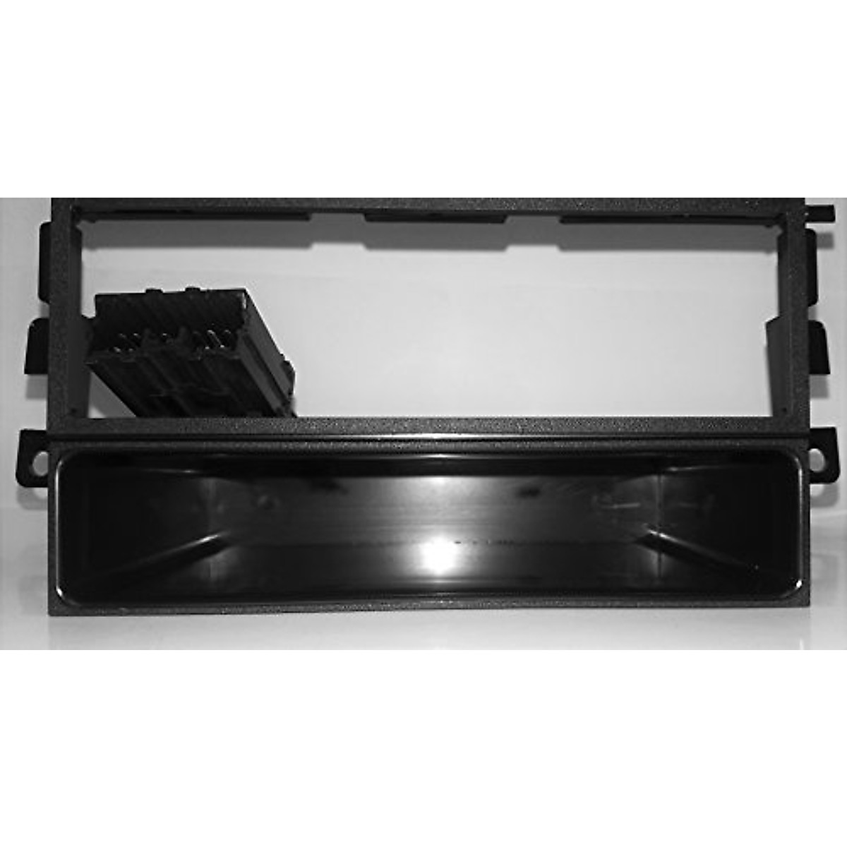 Dash kit and Wire Harness for Installing a New Single Din Radio into a Mitsubishi Eclipse(1995-2005) - Mitsubishi Montero Sport(2000-2004) - Eagle Talon(1995-1998) - That has a Standard Factory Radio