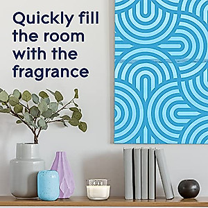 Glade Candle Cotton Cloud Dream, Fragrance Candle Infused with Essential Oils, Air Freshener Candle, 3-Wick Candle, 6.8 Oz, 3 Count