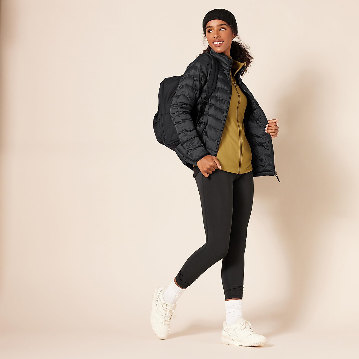 Amazon Essentials Women's Lightweight Long-Sleeve Water-Resistant Packable Puffer Jacket (Available in Plus Size), Black, Small