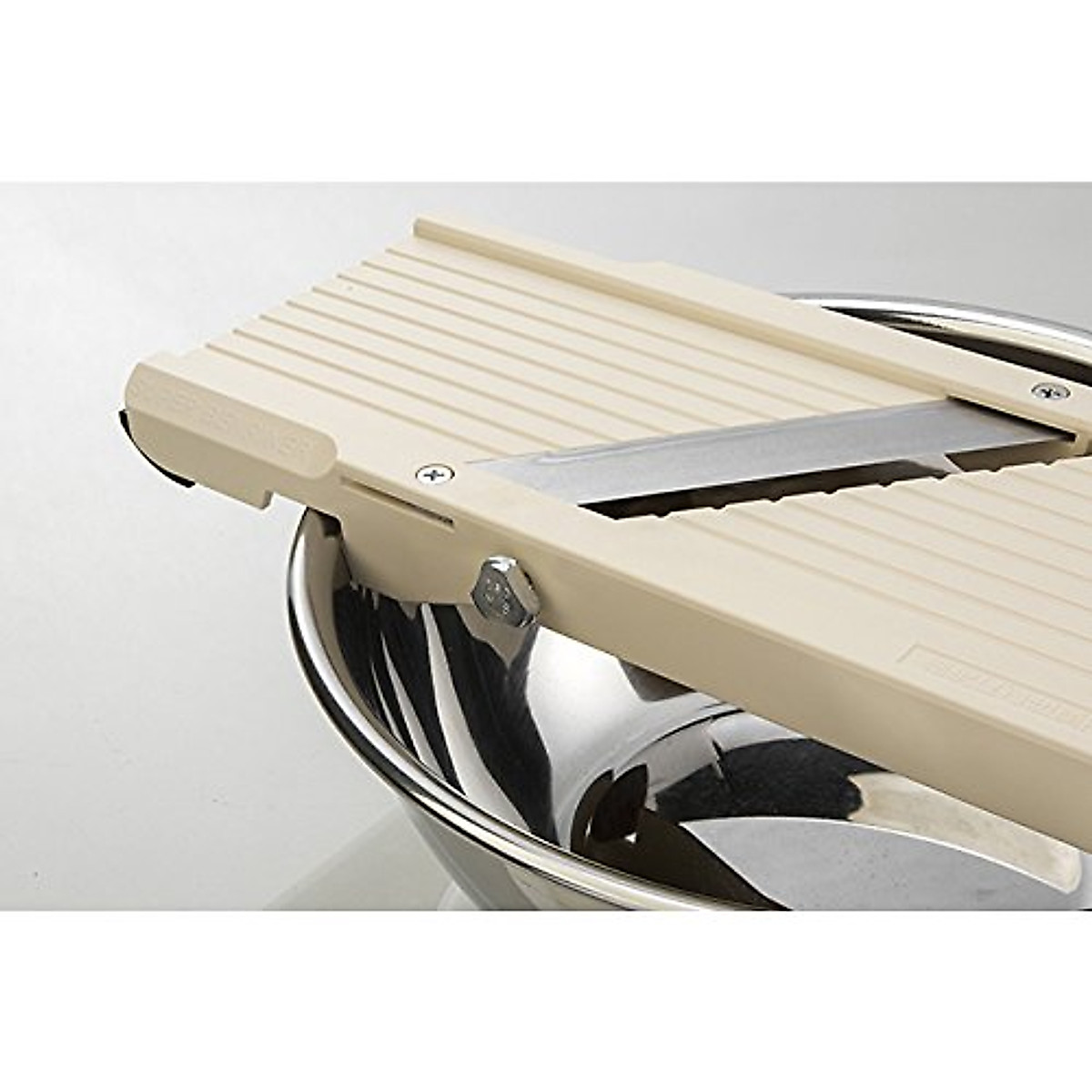 Benriner Super Slicer, with 4 Japanese Stainless Steel Blades, Beige