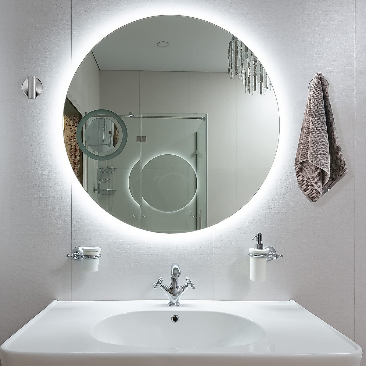 Ravinte Towel Hooks 2 Pack Brushed Nickel Bathroom Towel Hooks Wall Towel Hooks SUS 304 Stainless Steel Silver Coat Robe Clothes Hook Holder Towel Hooks for Bathroom Wall Mounted