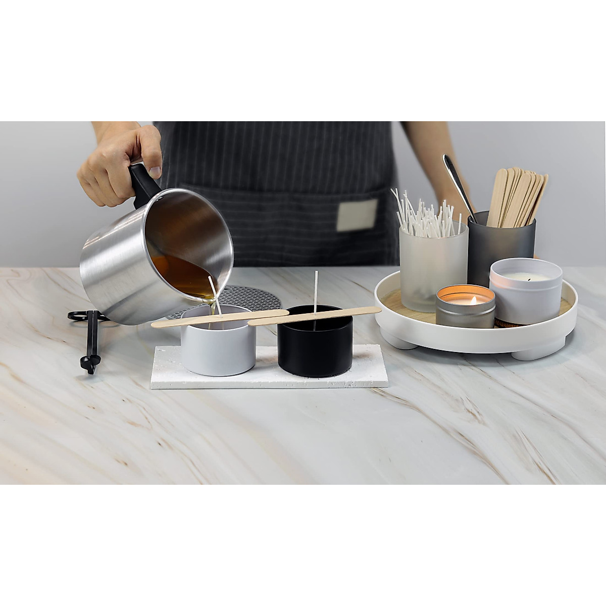 Aroparc Candle Tins 8oz with Lids, 24 Pack Seamless Bulk Candle Containers for Candle Making Supplies Wholesale Empty Candle Jars - Black