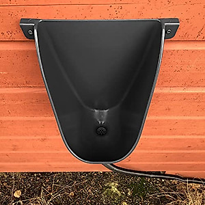 Urinal Simple and Waterless with a hose