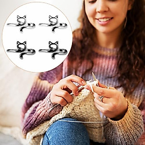 YUXIANLB 4pcs Knitting Crochet Loop Ring for Fingers Metal Open Yarn Guide Crochet Rings Adjustable Braided Faster Knitting Thimbles Holders Accessories for Crochet Mother Grandma Gifts (Cat Style)