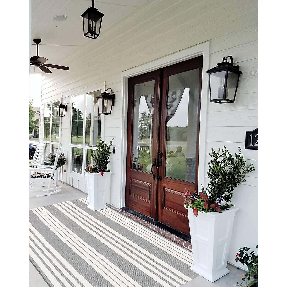 Grey and White Outdoor Rug 3'x 5' Front Porch Rug Cotton Hand-Woven Striped Rug Machine Washable Indoor/Outdoor Area Rug Front Door Floor Mat for Farmhouse/Layered Door Mats/Living Room/Entryway