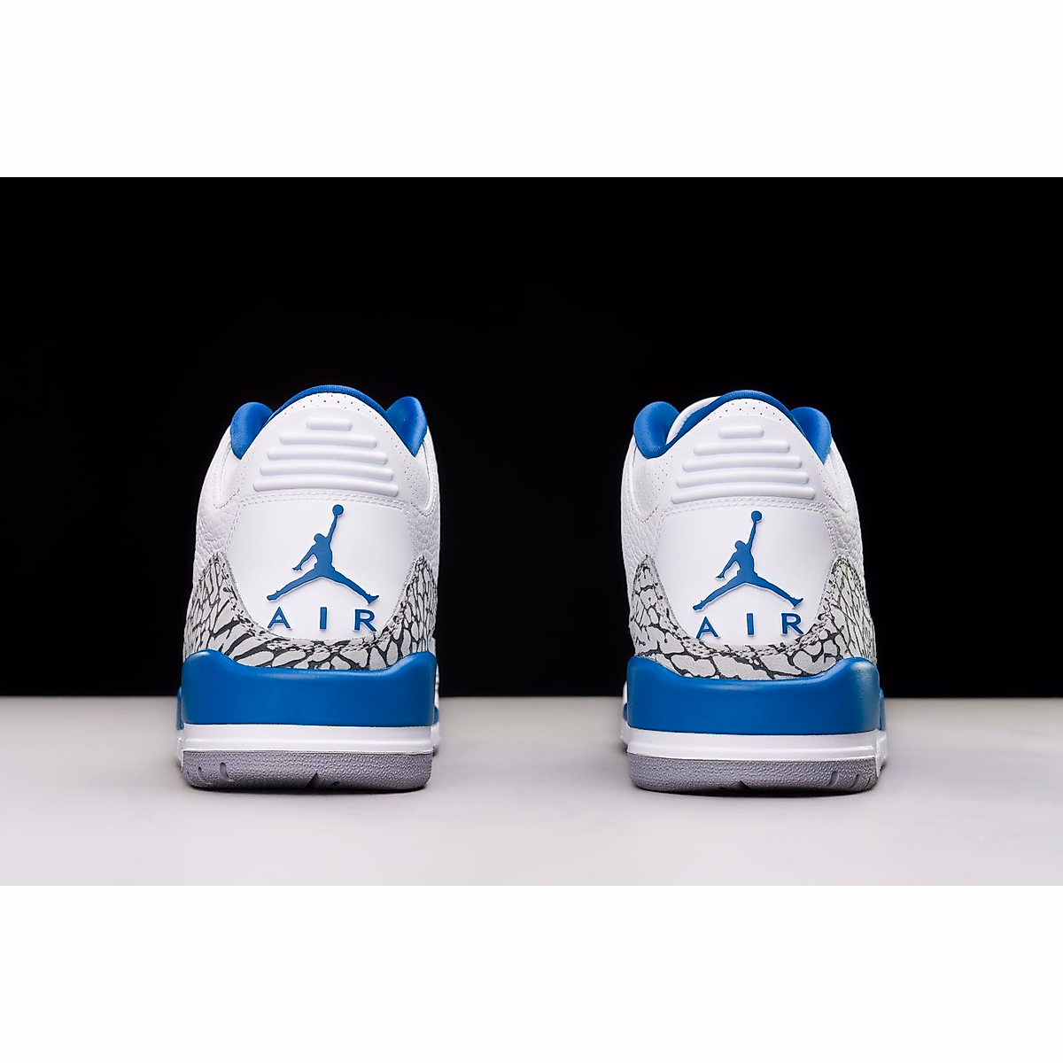 Air Jordan 3 Retro Men's Shoes Size - 9