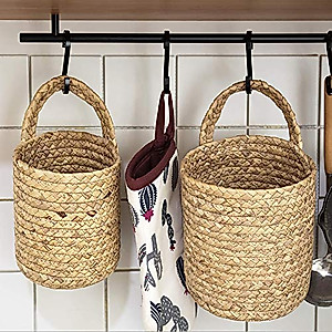 HUIKJI 2Pcs Water Hyacinth Hanging Baskets,Hand Woven Baskets for Plants & Accessories,Wall Hanging Small Storage Baskets Natural Sea Weed Baskets Garden Plant Baskets