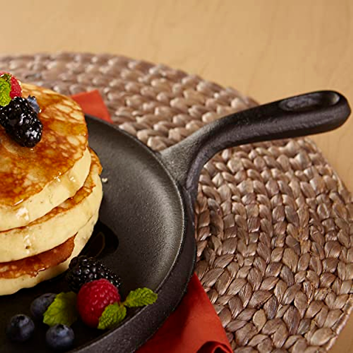 IMUSA 9.5" Pre-Seasoned Cast Iron Round Pan Pizza Comal