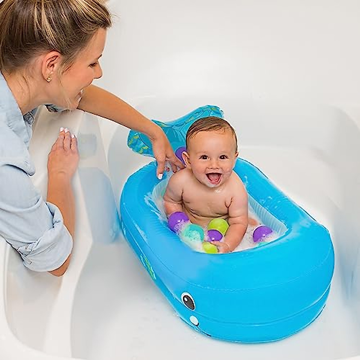 Infantino Whale Bubble Inflatable Baby Bath Tub and 10-Piece Ball Set, Inflated size: 30 in x 18 in (76.2 cm x 45.7 cm), 6-24 Months, Blue
