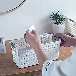 Cosmetics Storage Organizer 2pcs Multipurpose Sundries Baskets Desktop Organizers Storage Baskets (White) Jewelry Organizer Clear