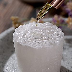 Nature Crystal Passive Diffuser Stone Essential Oil Diffuser Hand Carved Selenite Stone Diffuser Non Electric Oil Diffuser - Perfect for Meditation Reflection Bedroom Decoration (1, Cylindrical)