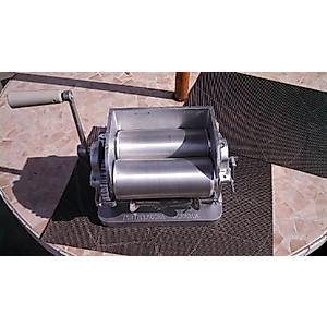 Manual Corn Tortilla Maker by Monarca