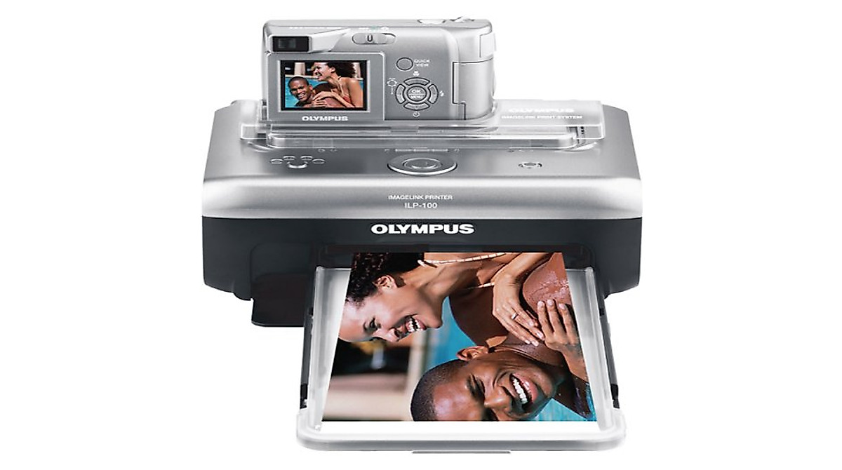 Olympus D555 5MP Digital Camera with 2.8x Optical Zoom & ILP-100 Photo ...