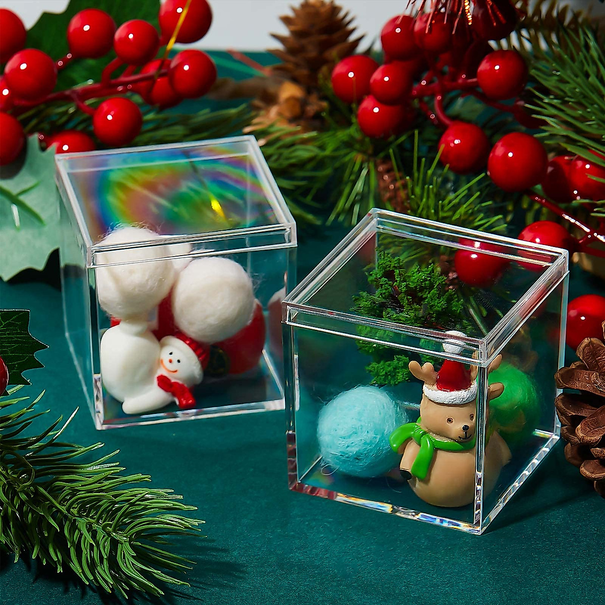 Blulu 8 Pieces Clear Acrylic Plastic Jewelry Box Mini Storage Box Mini Cube Containers with Lids Storage Candy Box for Candy Pill and Tiny Jewelry(Square,1.77 x 1.77 x 1.77 Inch)