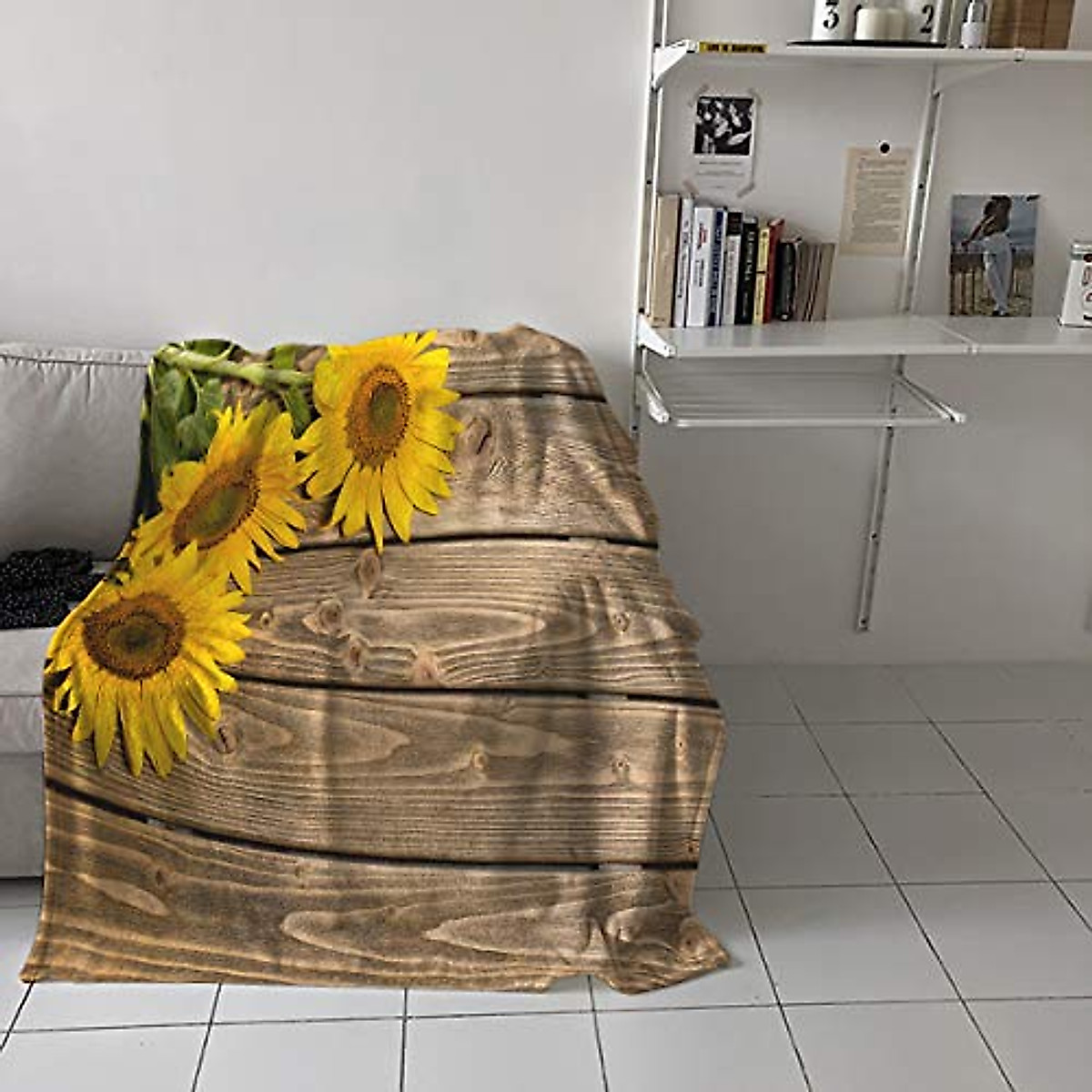 Luxury Fannel Blanket Super Soft and Warm Fuzzy Plush Throw Blanket Sunflower on Rustic Wood Plank Country Theme Lightweight Couch Bed Blankets Easy Care Premium Blanket Throw 40 x 50 Inch