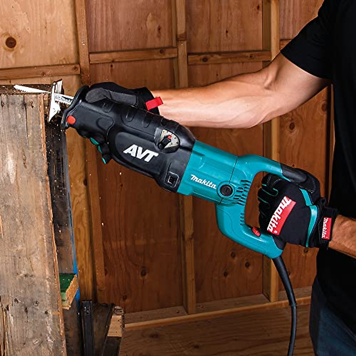 Makita JR3070CTZ Recipro Saw with 15-Amp Tool Less Blade Change and Shoe Adjustment