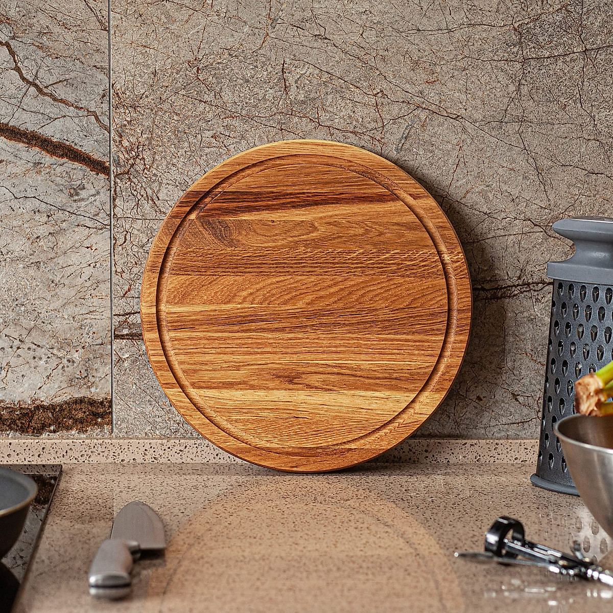 BIOL 10’’ Wooden Hardwood Circle Cutting Board Oak with Juice Groove for Kitchen - BBQ Chinese Turkey Lipped Charcuterie Round Chopping Board for Kitchen with Lip