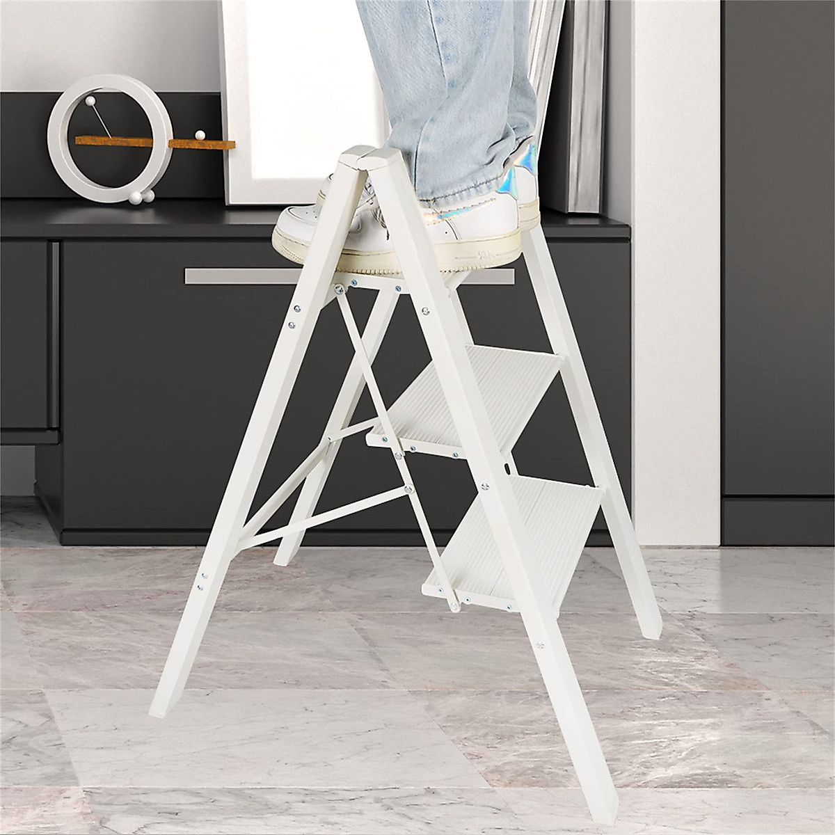 LiGuVCY 4 Step Ladder Folding Ladder Stool, Anti-Slip Folding Step Stool Ladder with Expanded Pedal,for Home and Office Use, Kitchen Step Stool 330lb Capacity, Black