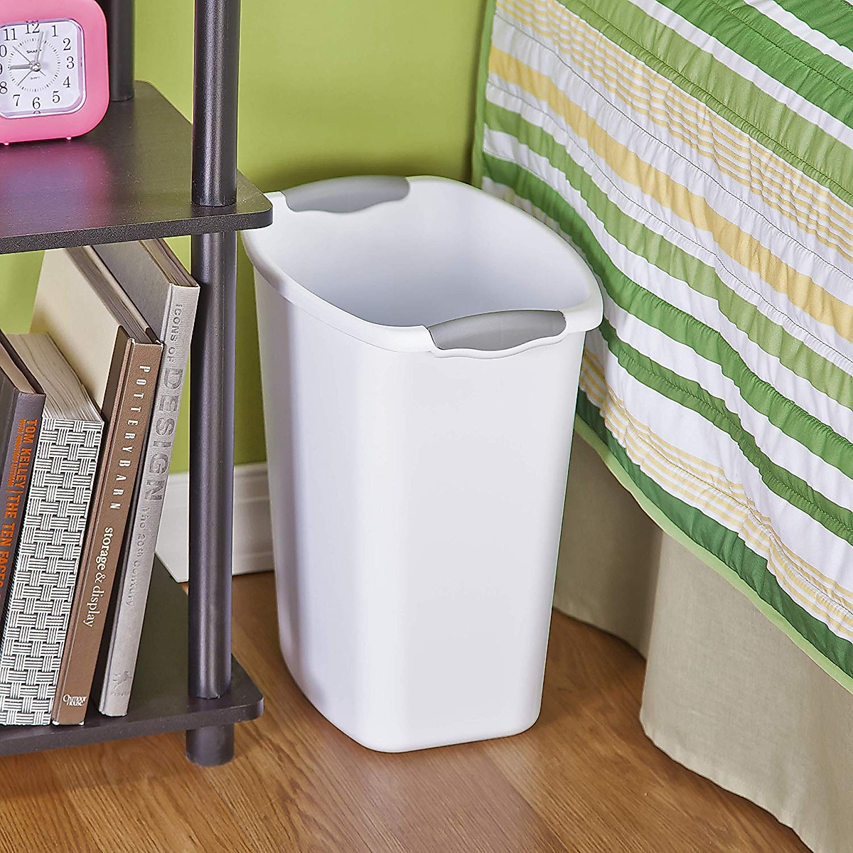Sterilite 10358006 11.88" X 8.5" X 13.25" 3 Gallon White Wastebasket
