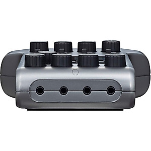 Zoom PodTrak P4 Portable Multitrack Podcast Recorder Bundle with 4X Zoom ZDM-1 Podcast Pack