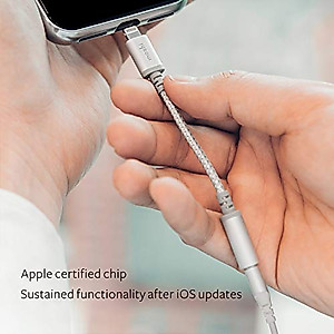 Moshi Integra Lightning to 3.5mm Headphone Jack Adapter [MFi Certified], DAC Chip Integrated, Ballistic Nylon Braiding, Aluminum Housings, Exceeds 10,000 Bend Cycles, for iPhone/iPad, Jet Silver
