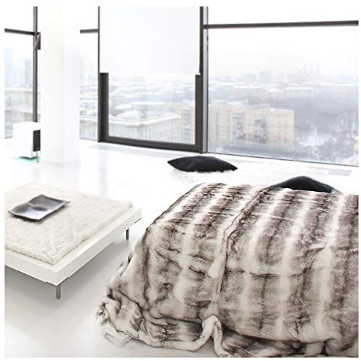 Double Sided Faux Fur Throw Blanket Silky Soft Oversized Afghan Machine Washable, Grey Striped Mink Chinchilla Shadow Fox (Light Grey, 55Wx70L)