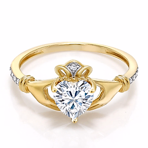 Gem Stone King 10K Yellow Gold Heart Shape White Moissanite and White Diamond Solitaire Irish Celtic Claddagh Ring For Women (0.86 Cttw, Available in size 5, 6, 7, 8, 9)