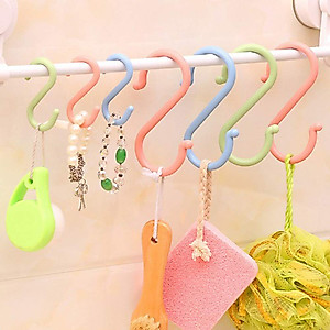 S-Shaped Hooks, Plastic Clothes Hangers Multi-Purpose Storage Racks Portable Key Holders, Durable Hanging Hooks Bathroom Organizers(4Pcs Pink L)