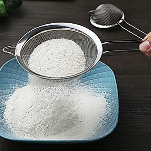 Yqlinnn Stainless Steel Fine Mesh Strainer, Set of 3 Fine Mesh Strainer for Kitchen, Use for Tea, Flour, Rice, Juice, Vegetable, Etc, 3.15", 5.51", 7.88", Silver