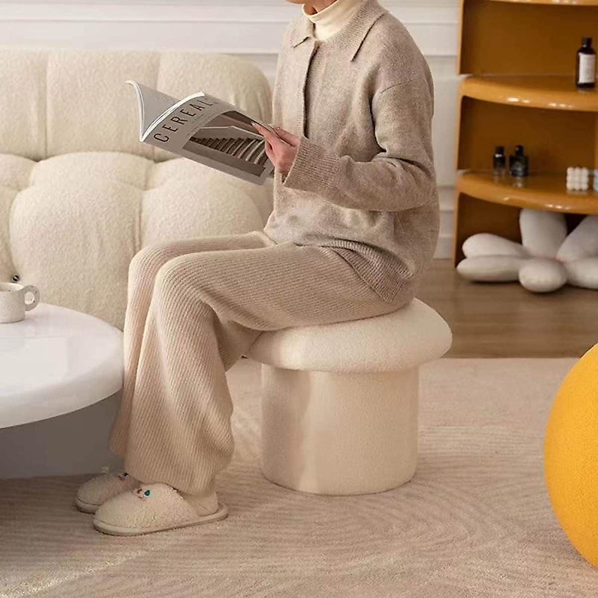 QQXX Sherpa Round Ottoman Stool,Soft Foot Stool Footrest Mushroom Shape,Dressing Makeup Chair,Velvet Upholstered Ottoman Pouf,Comfortable Seat for Living Room, Bedroom, Entrance Sofa Stool