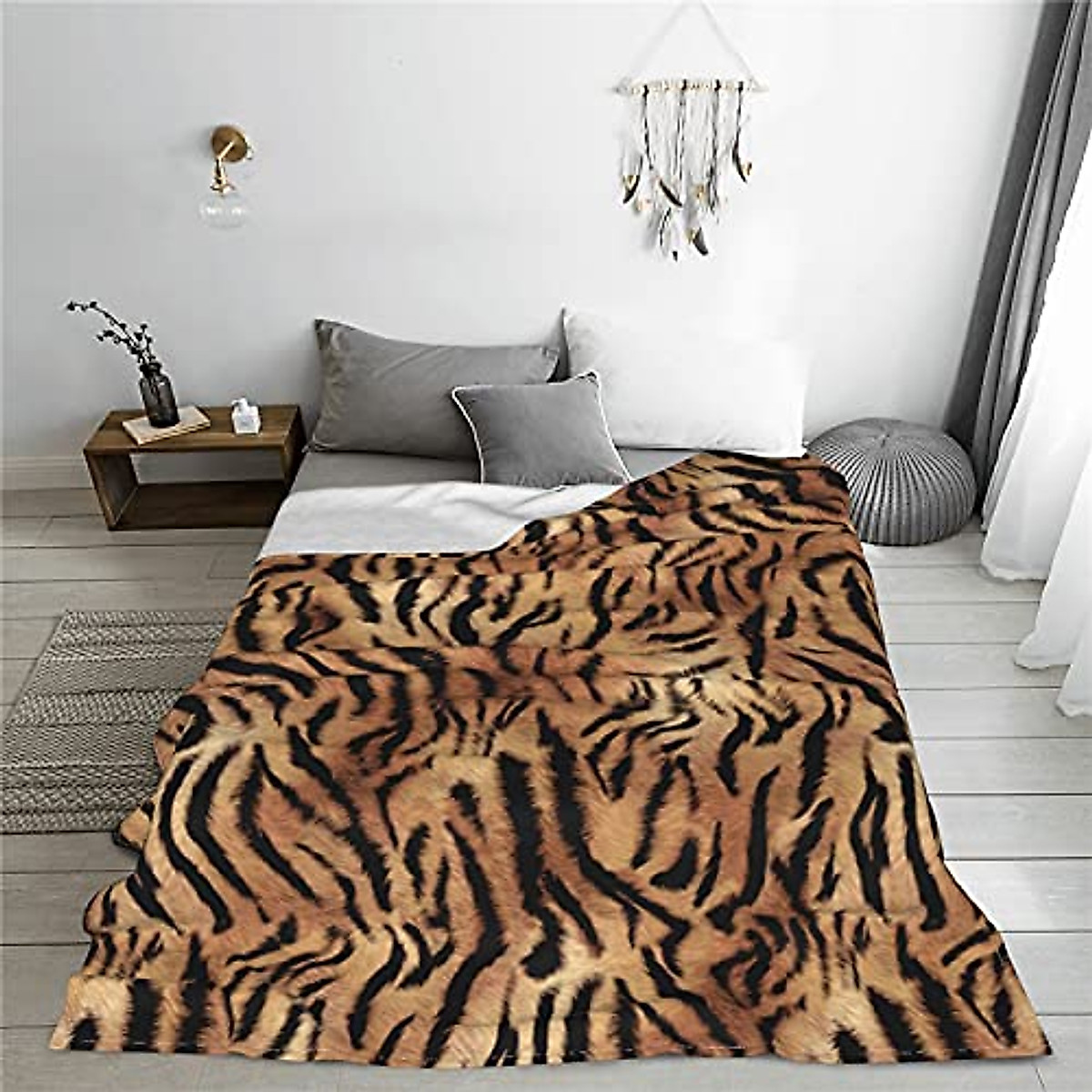 Animal Skin Tiger Print Soft Throw Blanket Super Soft Cozy Fleece Plush Reversible Blanket Size for Couch Bed Sofa Travelling Camping for Baby Adults Couch Sofa (60x50 Inches)