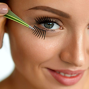 3 Pieces Pointed Tweezers Ingrown Hair Tweezers Precision Needle Nose Pointed Tweezers Stainless Steel Blackhead Remover for Eyebrow Hair, Facial Hair Removal (Black, Yellow, Green)