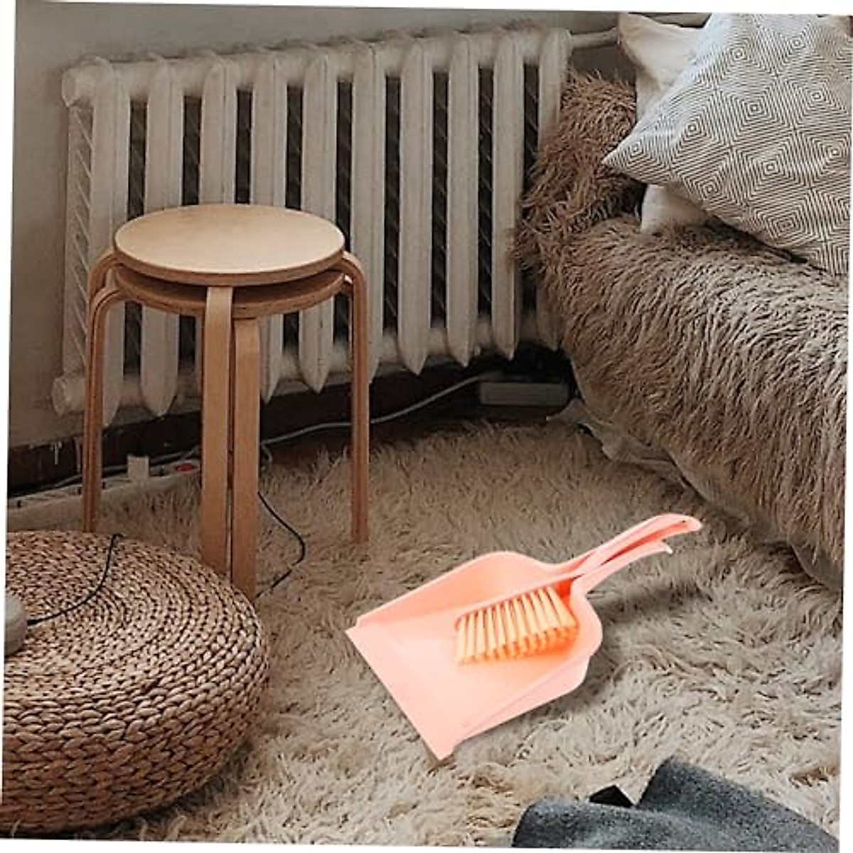 MOLUCKFU 1 Set Mini Dustpan Brush Straw Broom Table Brooms Dustpan Broom and Dustpan Desktop Brooms and Desktop Dust Pan Mini Dust Pan Garbage Desk Cleaning Dustpan Small Dustpan Pp Pink