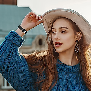 Lace Silicone Band 20mm Compatible for Samsung Galaxy Watch 4/5/6/Active Band 40MM 44MM,Galaxy Watch 4/6 Classic 46MM 42MM 43MM 47MM/Watch 5 Pro/Watch 3 41mm, Soft Silicone Strap for Women (black)